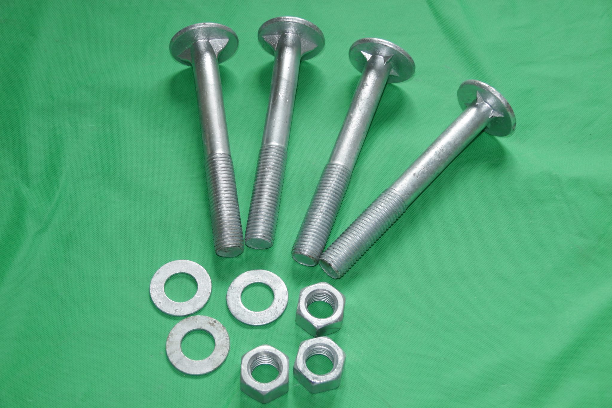 Timber bolt with hex nut and washers assembled - Haiyanbolt.com